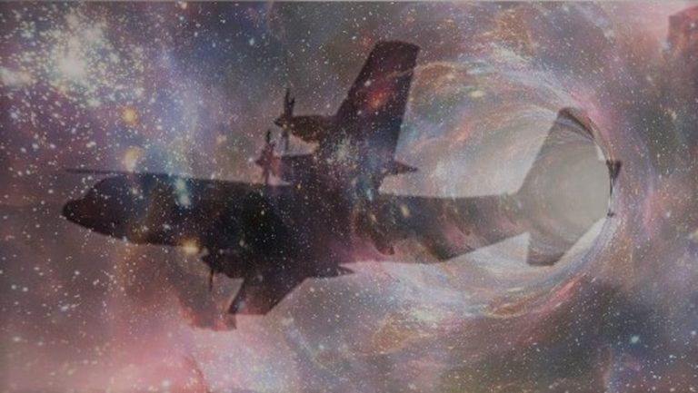 The Bizarre Phantom Ghost Planes Of Derbyshire, England - UFO Insight