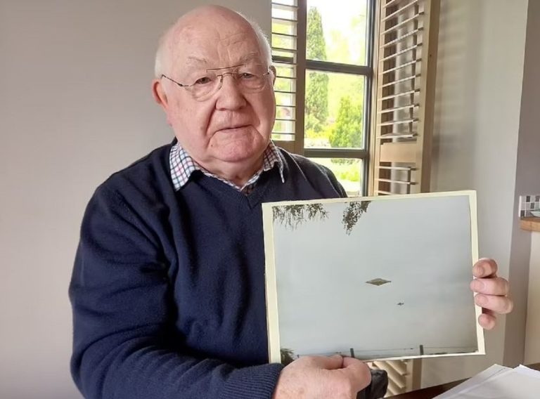 The Enduring Mystery And Intrigue Of The Calvine UFO Photo - UFO Insight